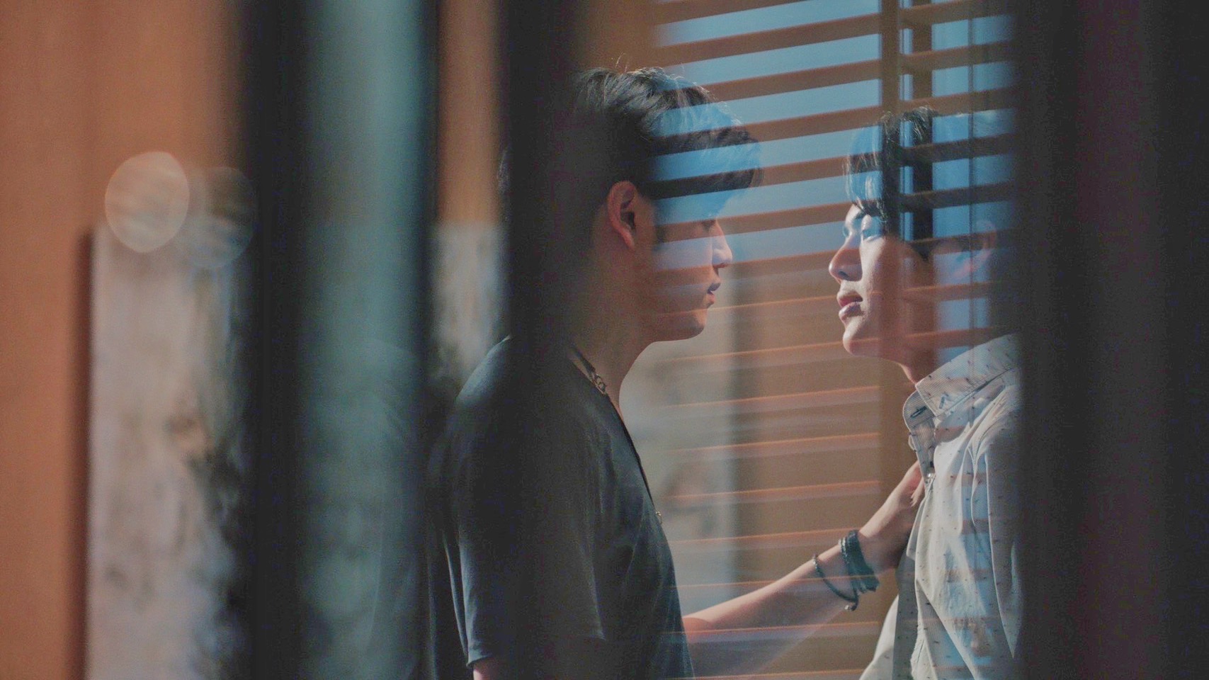 ครองเรตติ้งอันดับ 1 สองสัปดาห์ซ้อน “ตรวนธรณี (Chains of heart)” พร้อมจัดหนัก!!เบิ้ลความฟินจิก ...