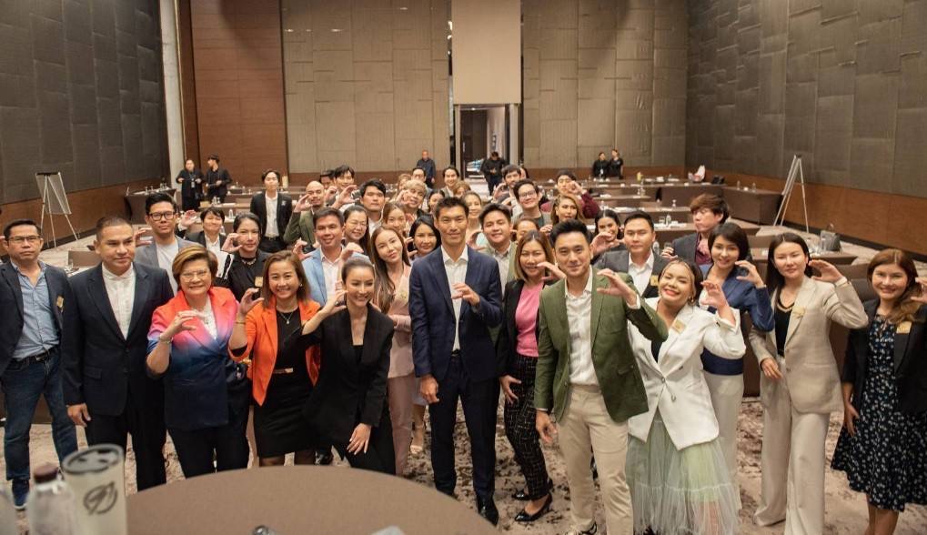 อาย-เต๊ะ ดึง ธนาธร ร่วมหลักสูตร CEO idol เผยสูตรสำเร็จในการบริหารธุรกิจหมดเปลือก เพื่อนำธุรกิจ ...
